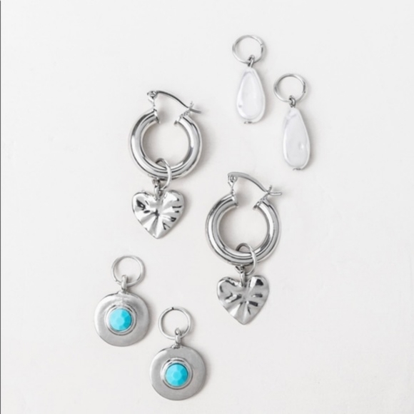 Plunder | Jewelry | Nwt Designer Plunder Anabelle Charm Earrings Set ...